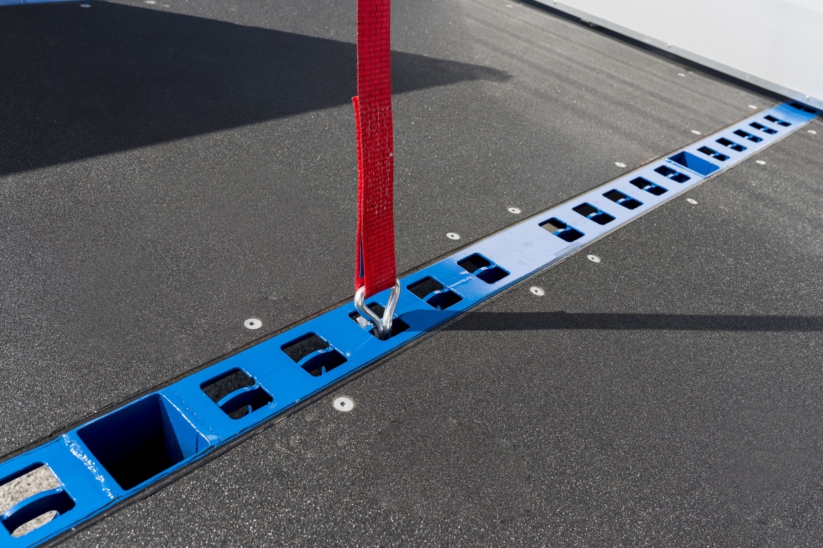 KRONE sets the benchmark for trailer load safety